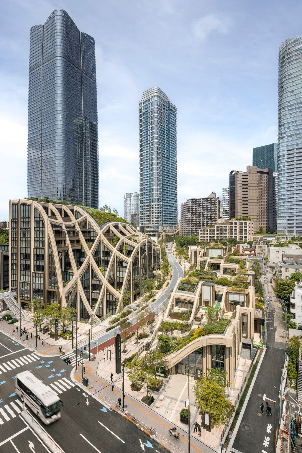 The Melting Neighborhood of Azabudai Hills - Design Makes A Better Life.